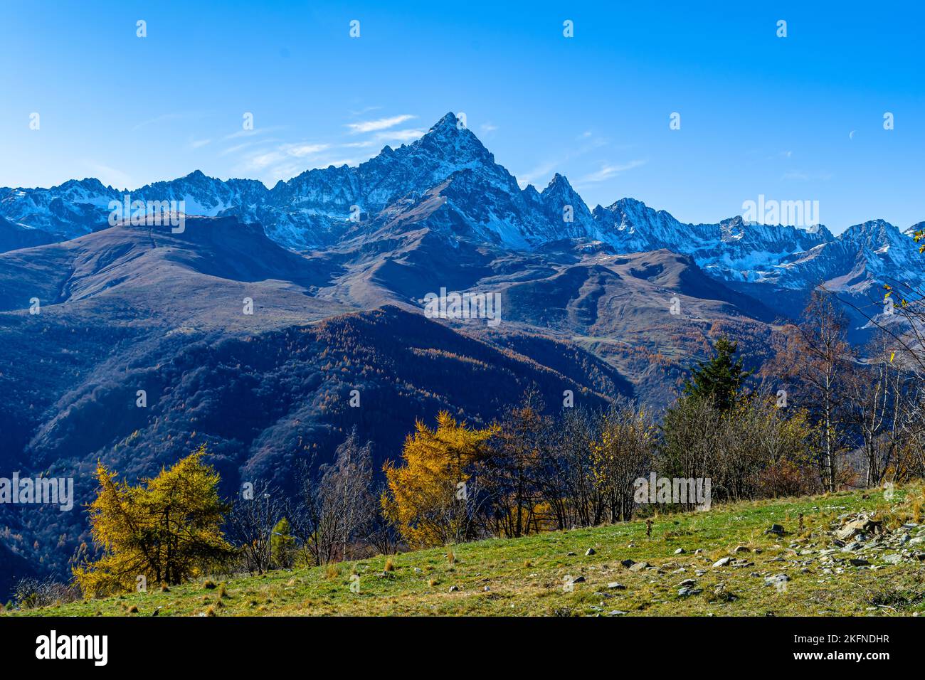 All the gold of Monviso. Ostana one of the most beautiful villages in ...