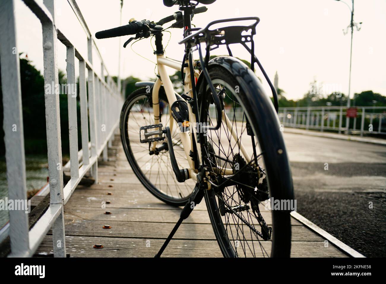 Cyclist side view white background hi-res stock photography and images ...