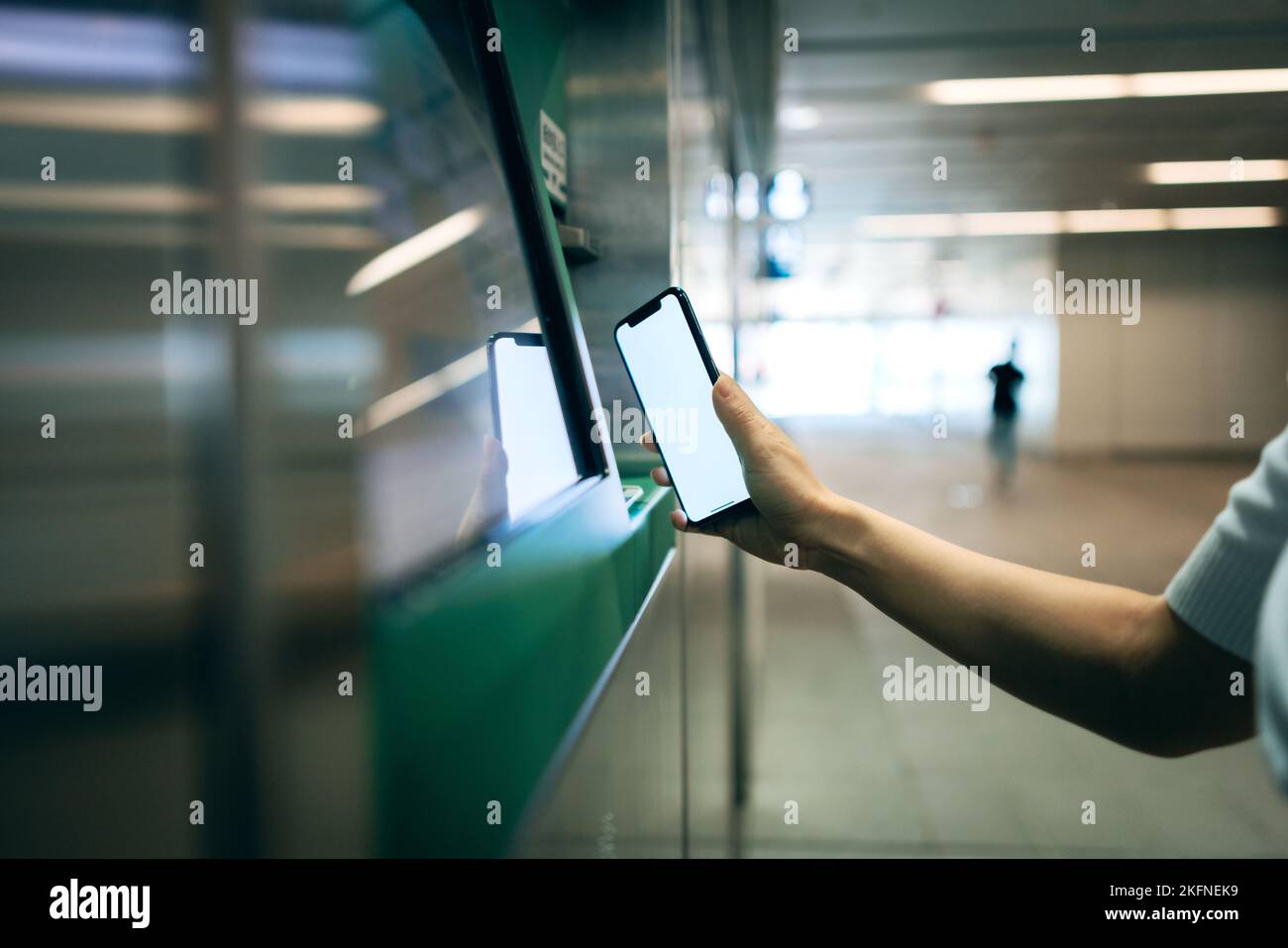 Qr code scanning test hi-res stock photography and images - Alamy