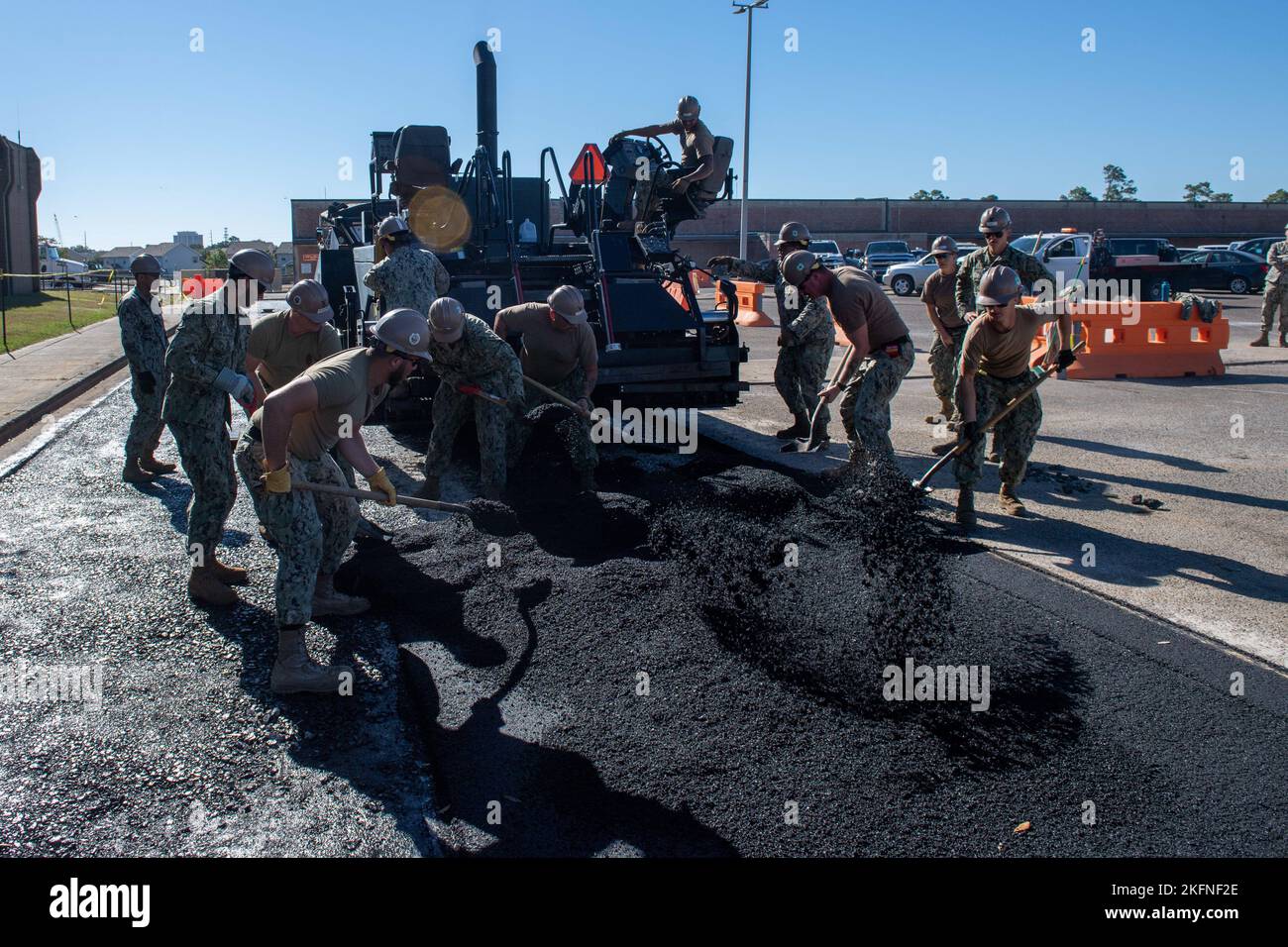 GULFPORT, Miss. (Sep. 28, 2022) Seabees assigned to Naval Mobile ...