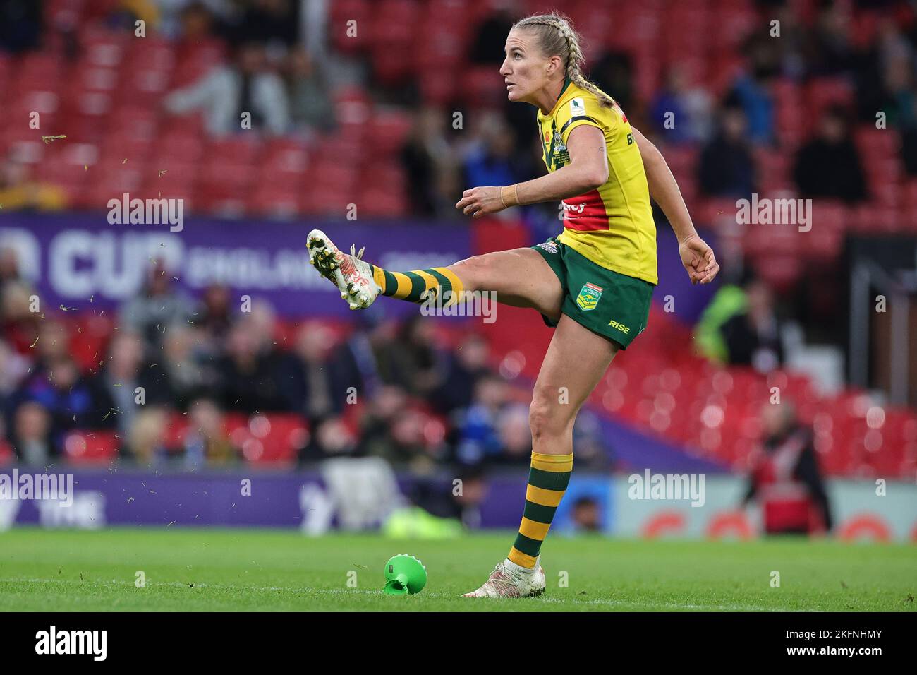 Manchester, UK. 19th Nov, 2022. Ali Brigginshaw #3 of Australia Women ...