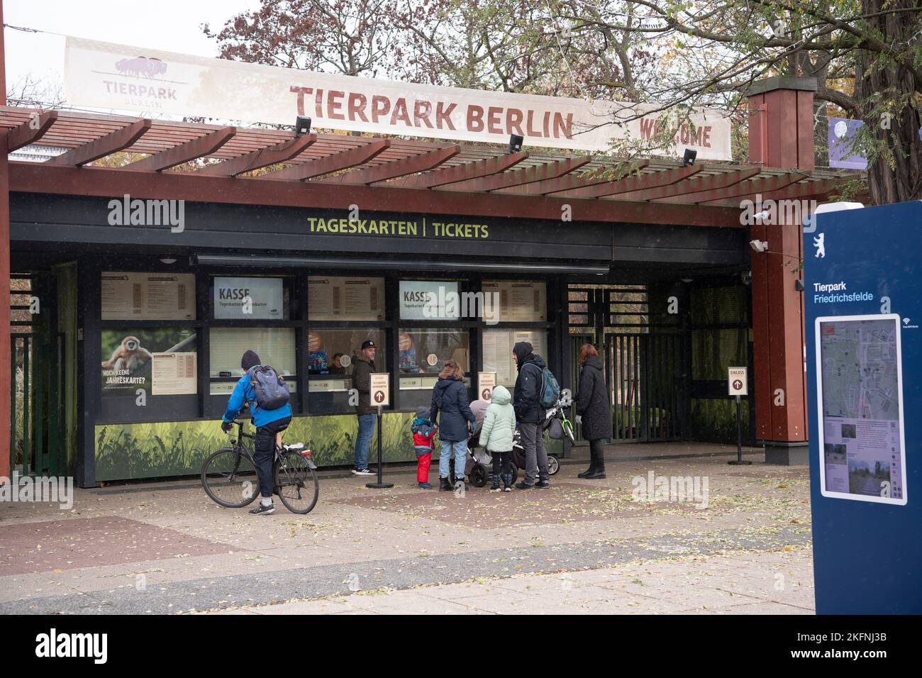 Berlin, Germany. 19th Nov, 2022. Visitors stand at the ticket booths of ...