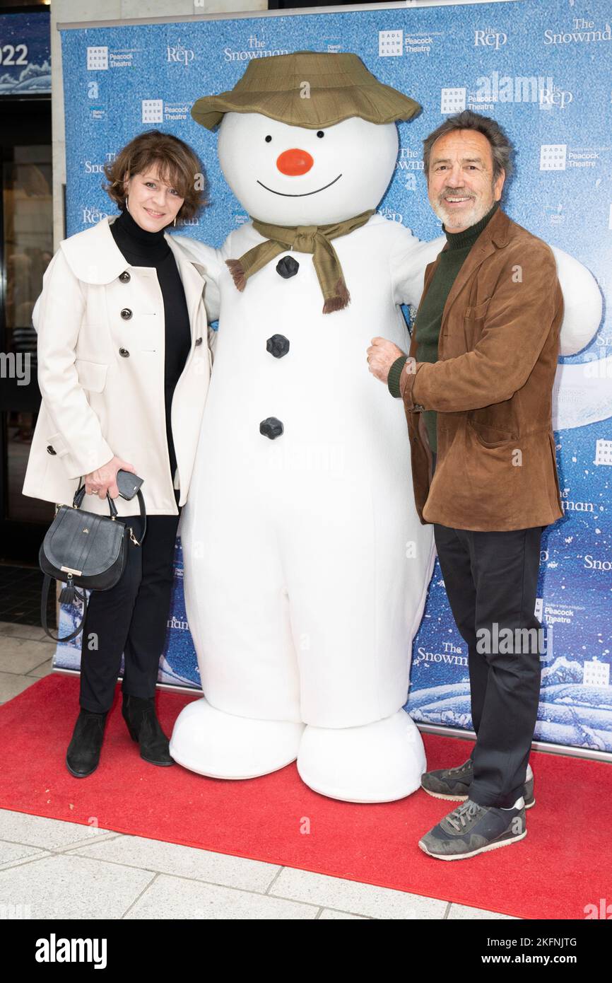 Robert Lindsay and Rosemary Ford arrive at the Snowman 25th anniversary ...