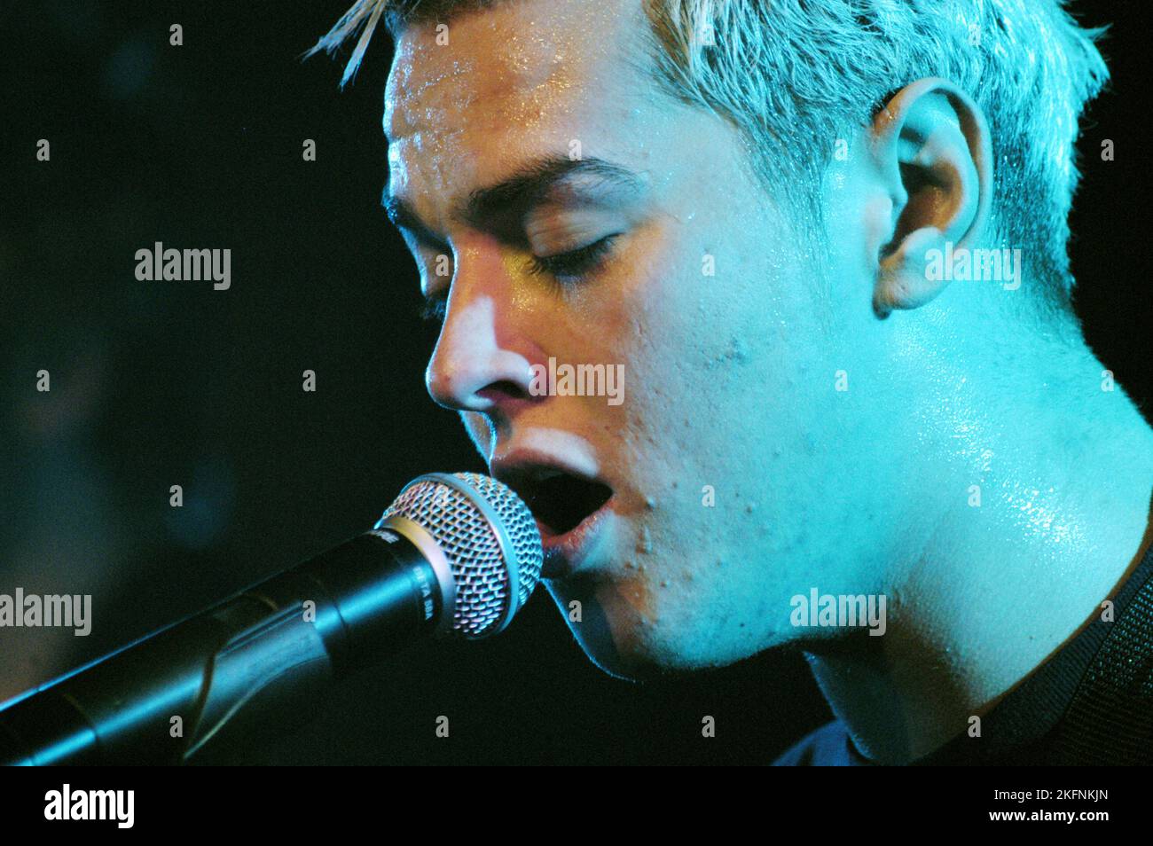YOUNG MATT WILLIS, BUSTED, 2003: A young Matt Willis from BUSTED at the ...