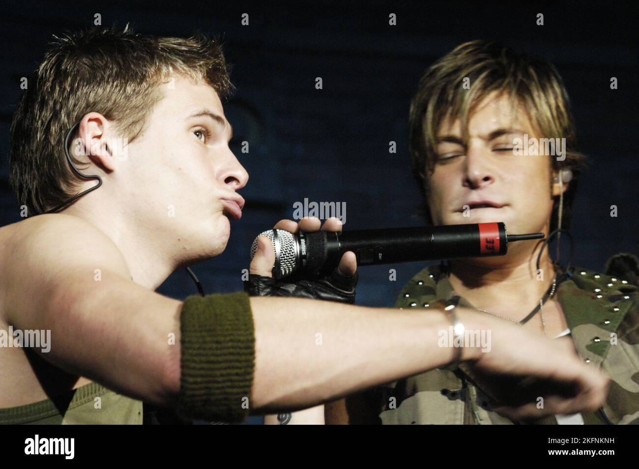 Blue band lee hi-res stock photography and images - Alamy