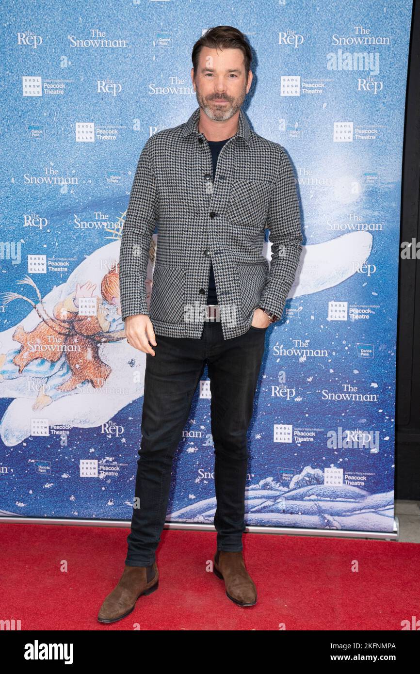 Dave Berry arrives at the Snowman 25th anniversary gala performance at ...