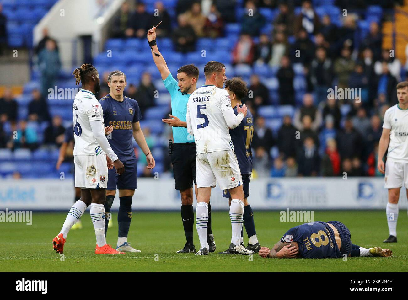 Thomas kirk referee hi-res stock photography and images - Alamy