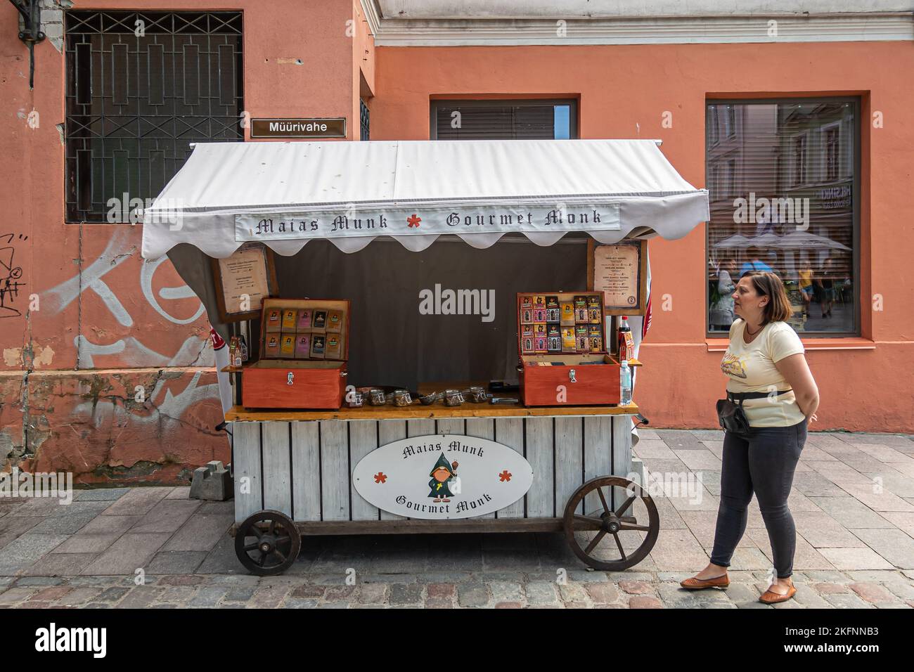 Gourmet monk cart hi-res stock photography and images - Alamy