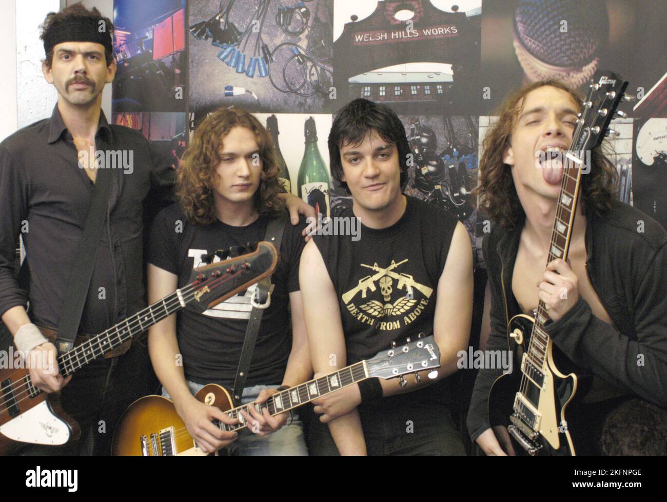 Justin hawkins 2002 hi-res stock photography and images - Alamy