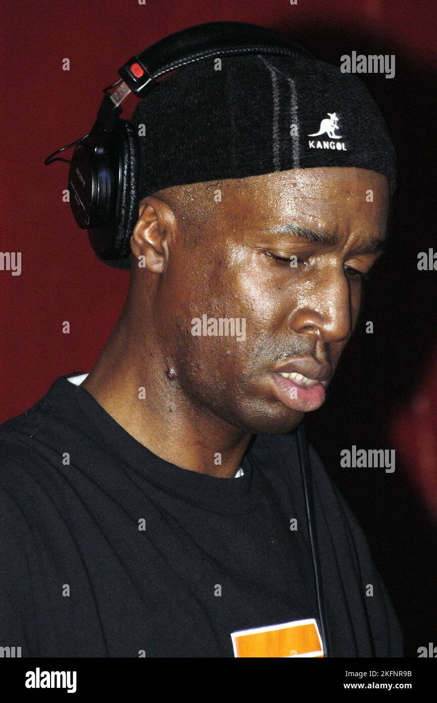 GRANDMASTER FLASH, DJ, CONCERT, 2003: Legendary DJ Grandmaster Flash at ...