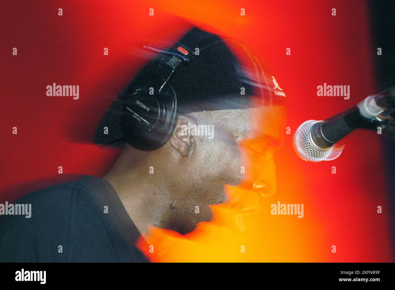 GRANDMASTER FLASH, DJ, CONCERT, 2003: Legendary DJ Grandmaster Flash at ...