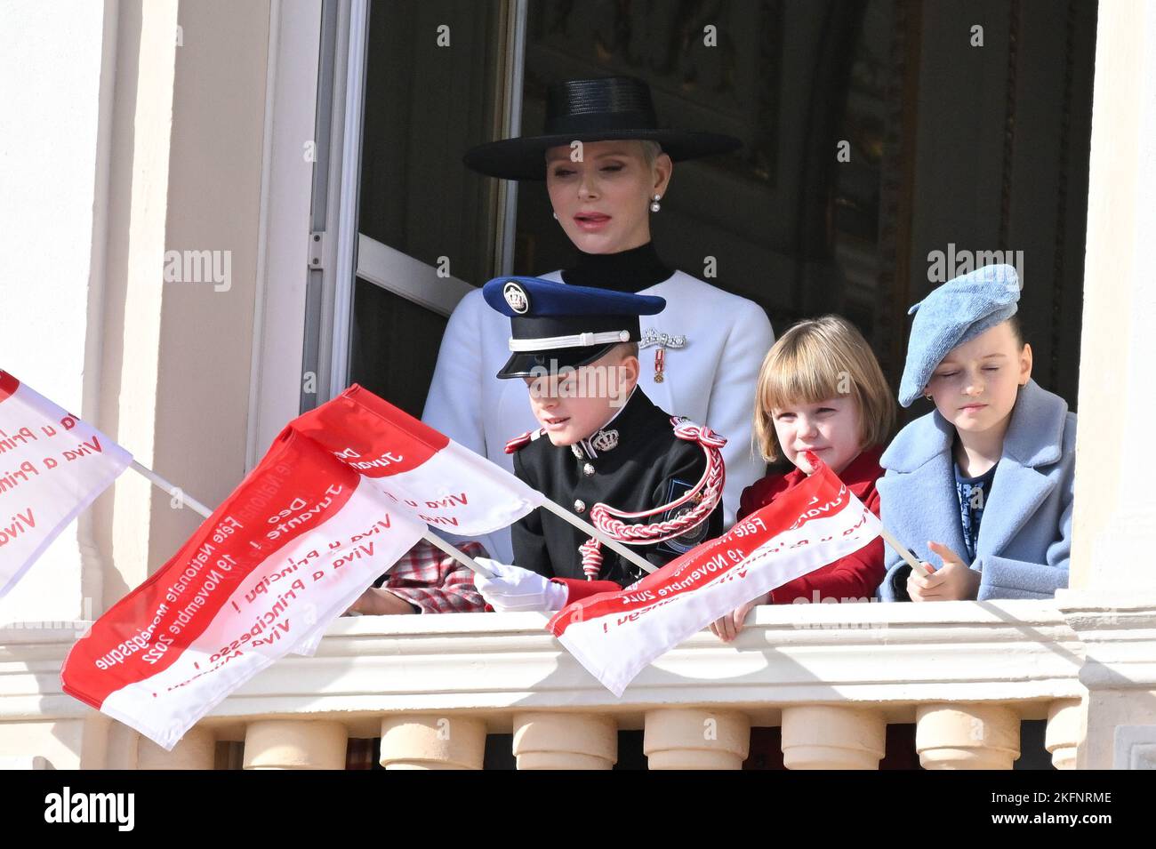 Prince Albert II of Monaco and Princess Charlene with their children ...