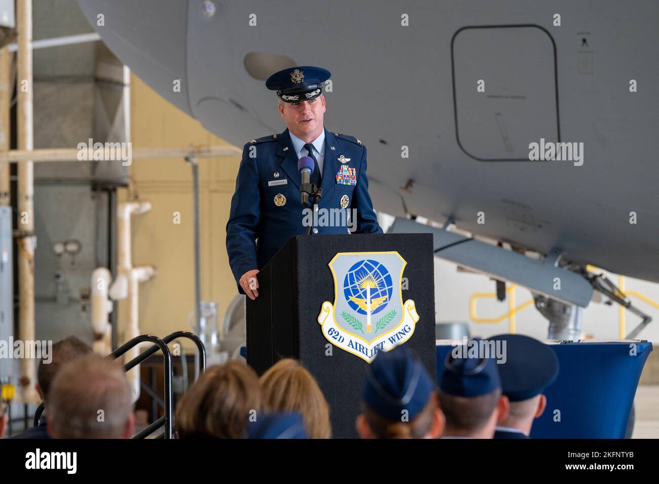 62 airlift wing hi-res stock photography and images - Alamy