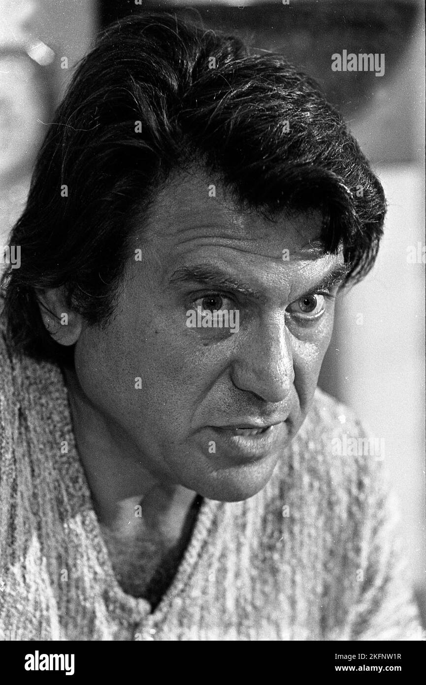 Madi movement hi-res stock photography and images - Alamy