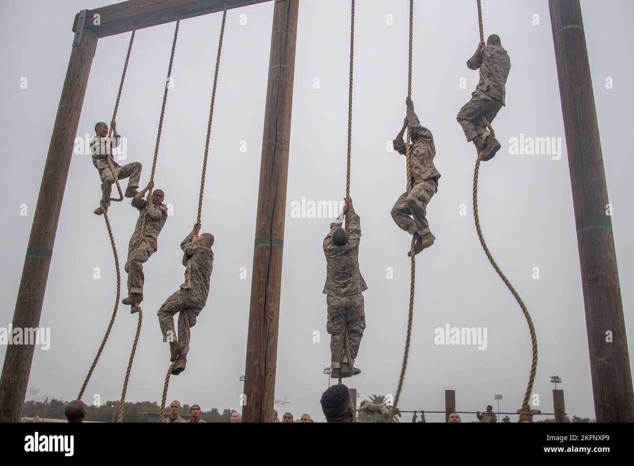 U.S. Marine Corps recruits with Kilo Company, 3rd Recruit Training ...