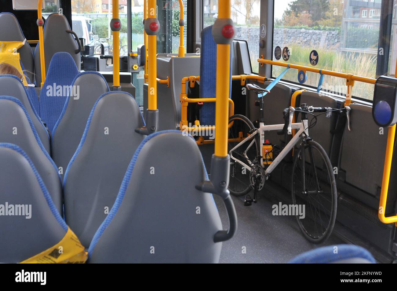 Kastrup/Copenahgen /Denmark/19 November 2022/. Person trnsports ...