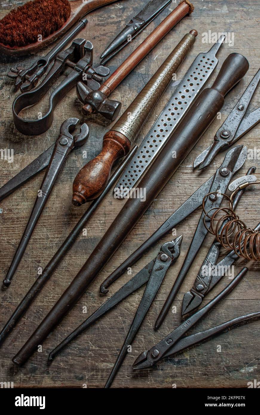 Gold teuch hi-res stock photography and images - Alamy