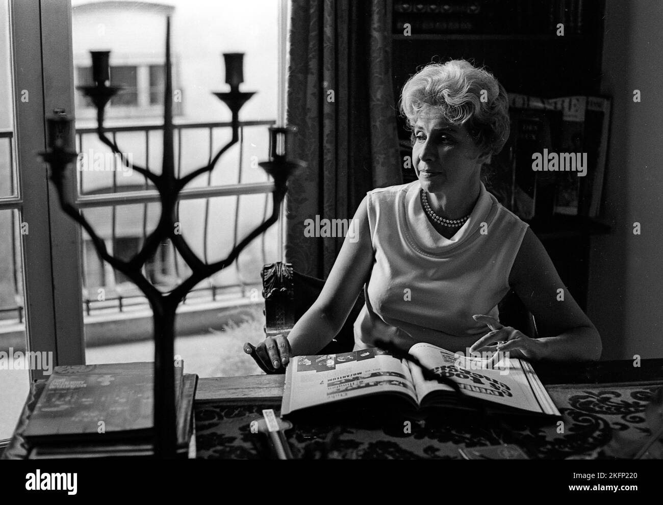 Jeanette Arata de Erize, Argentine concert organizer, Mozarteum ...