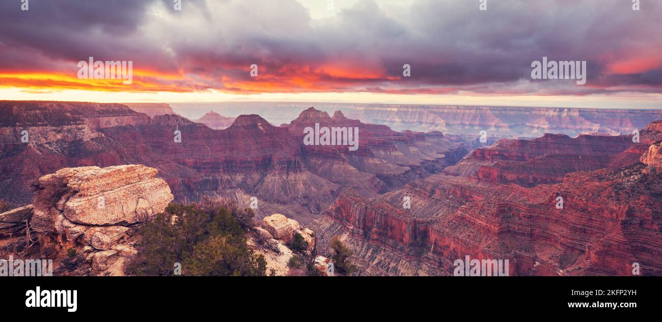 Picturesque landscapes of the Grand Canyon, Arizona, USA. Beautiful ...
