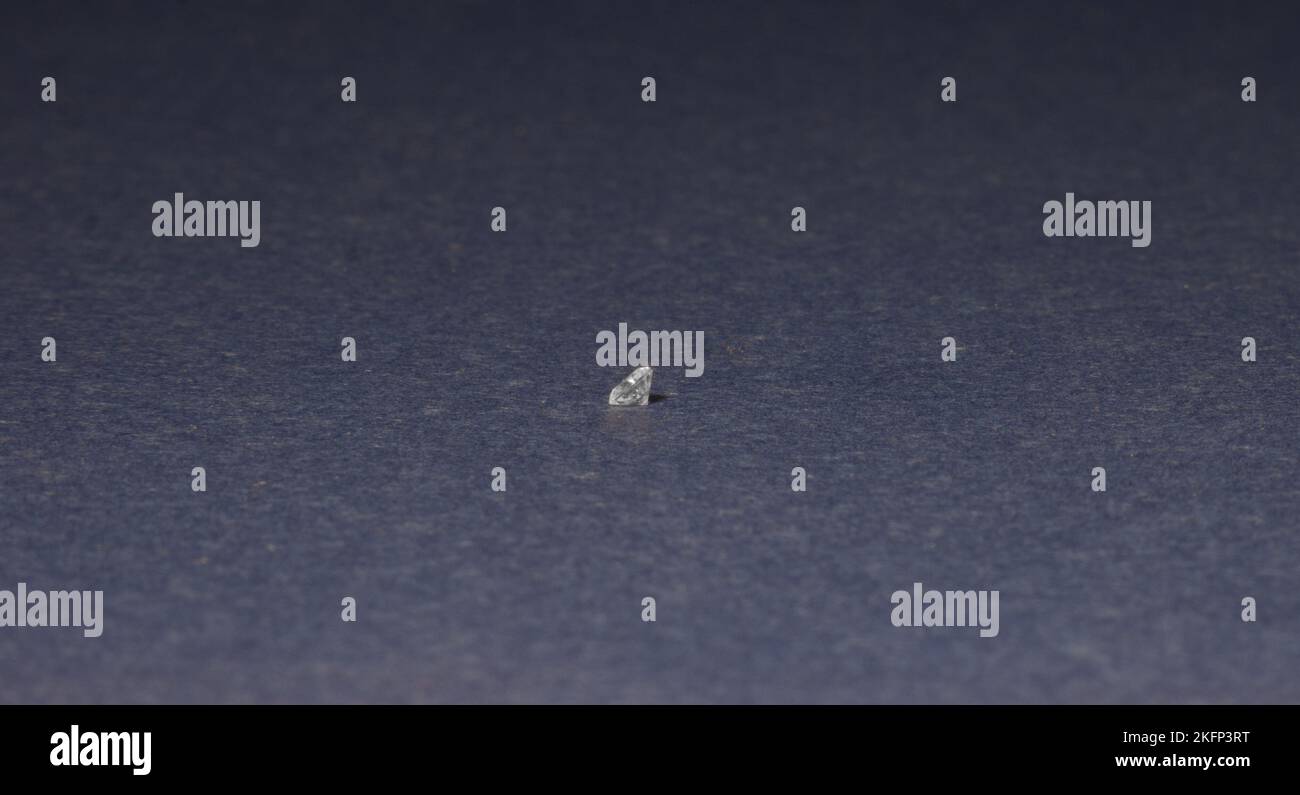 Macro photo diamond gemstone hi-res stock photography and images - Alamy