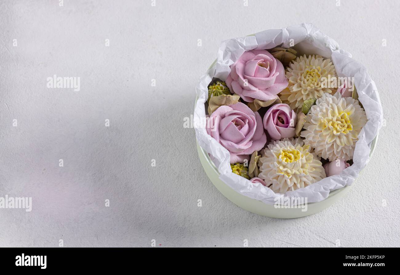 homemade Zephyr in a gift box, a beautiful delicate bouquet of Zephyr ...