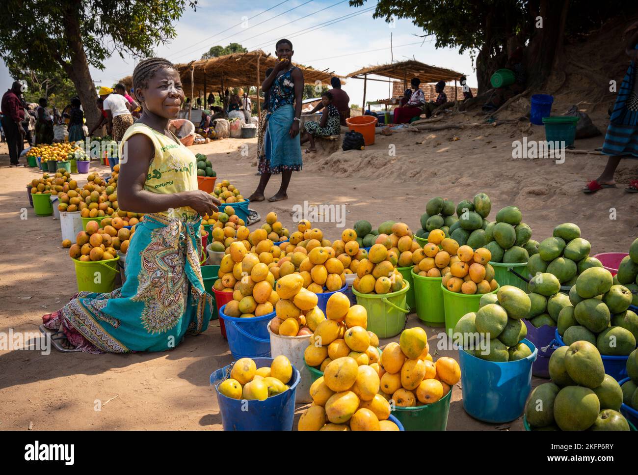 A market scene in malawi hi-res stock photography and images - Alamy