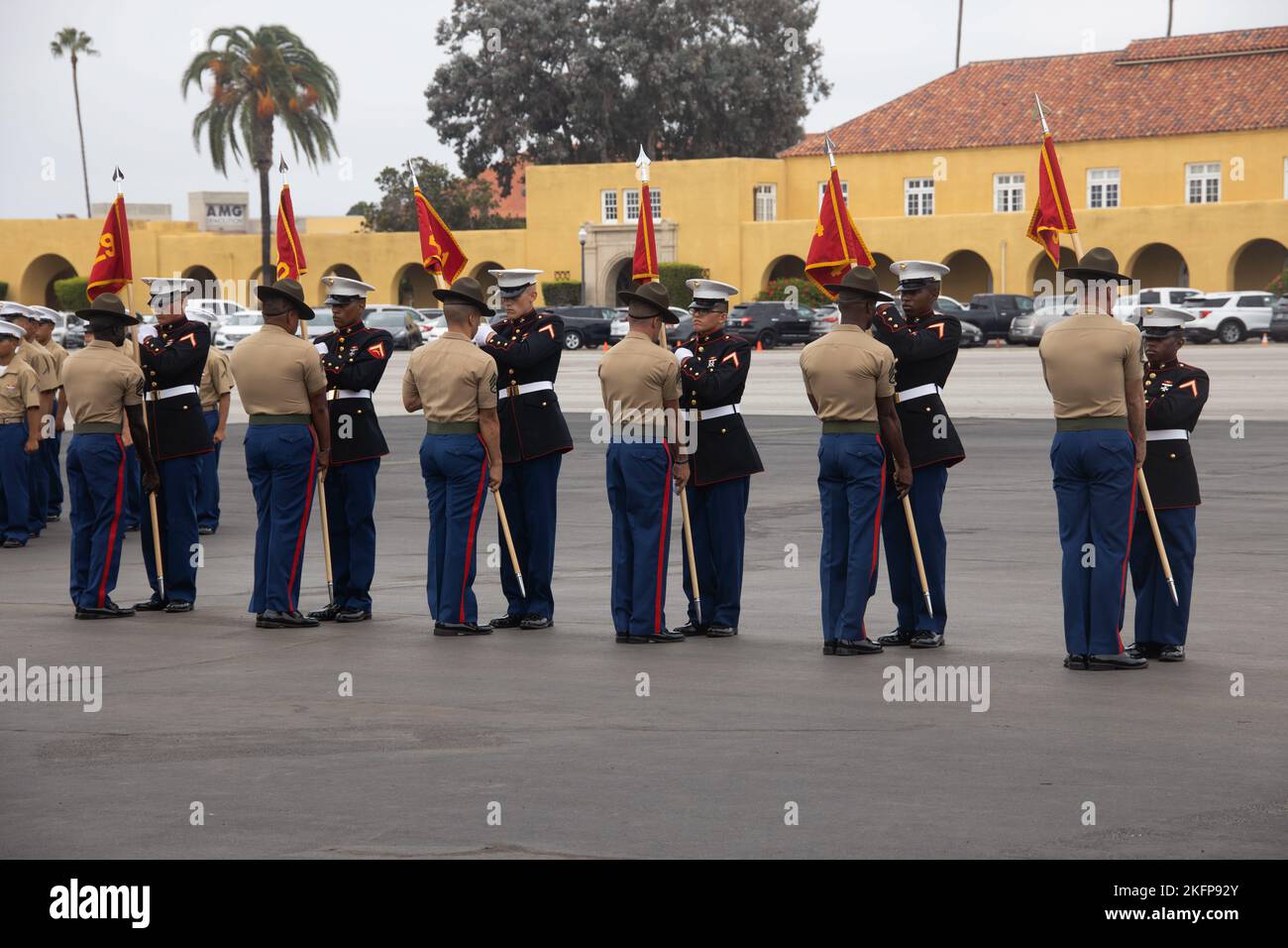 New U.S. Marines with Fox Company, 2nd Recruit Training Battalion ...