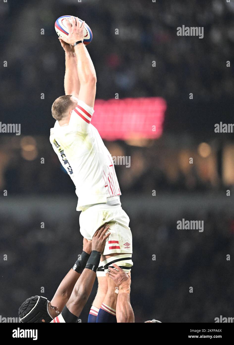 19th November 2022; Twickenham Stadium, London, England: Autumn Series ...