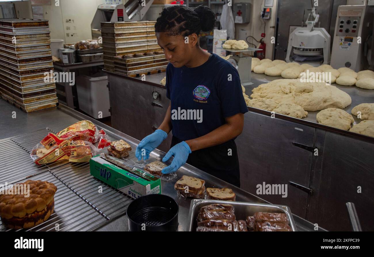 220930-N-JO823-1021 WATERS EAST OF THE KOREAN PENINSULA (Sept. 30, 2022 ...