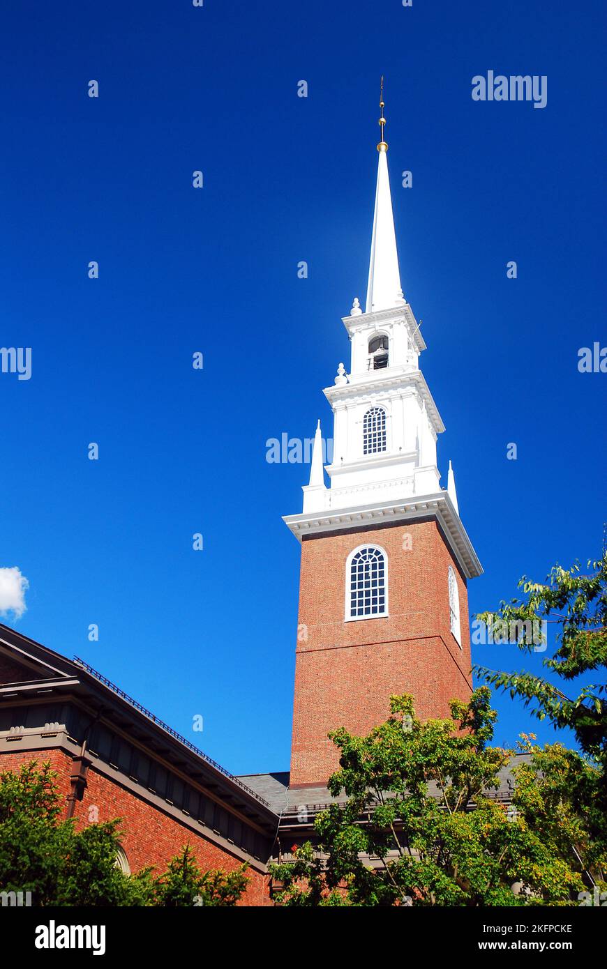 The Memorial Church, sits in a prominent place on Harvard Yard on the ...