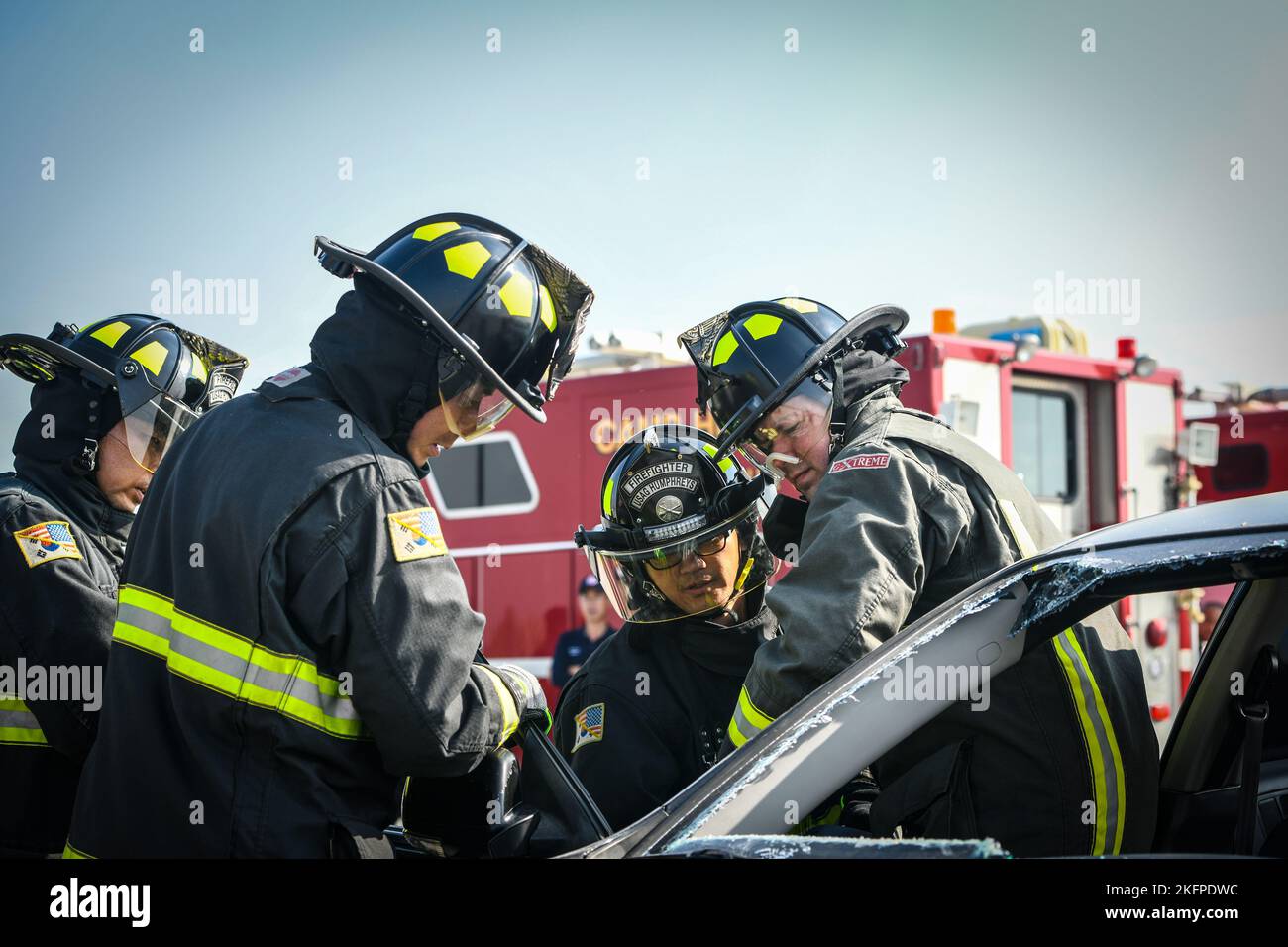 U.S. Army Col. Seth Graves (right), the U.S. Army Garrison Humphreys ...