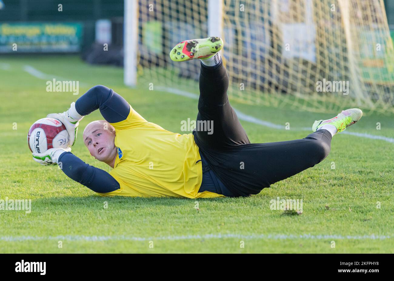 Warrington, UK, 19/11/2022, Warrington Town V Guiseley FA Trophy Second ...