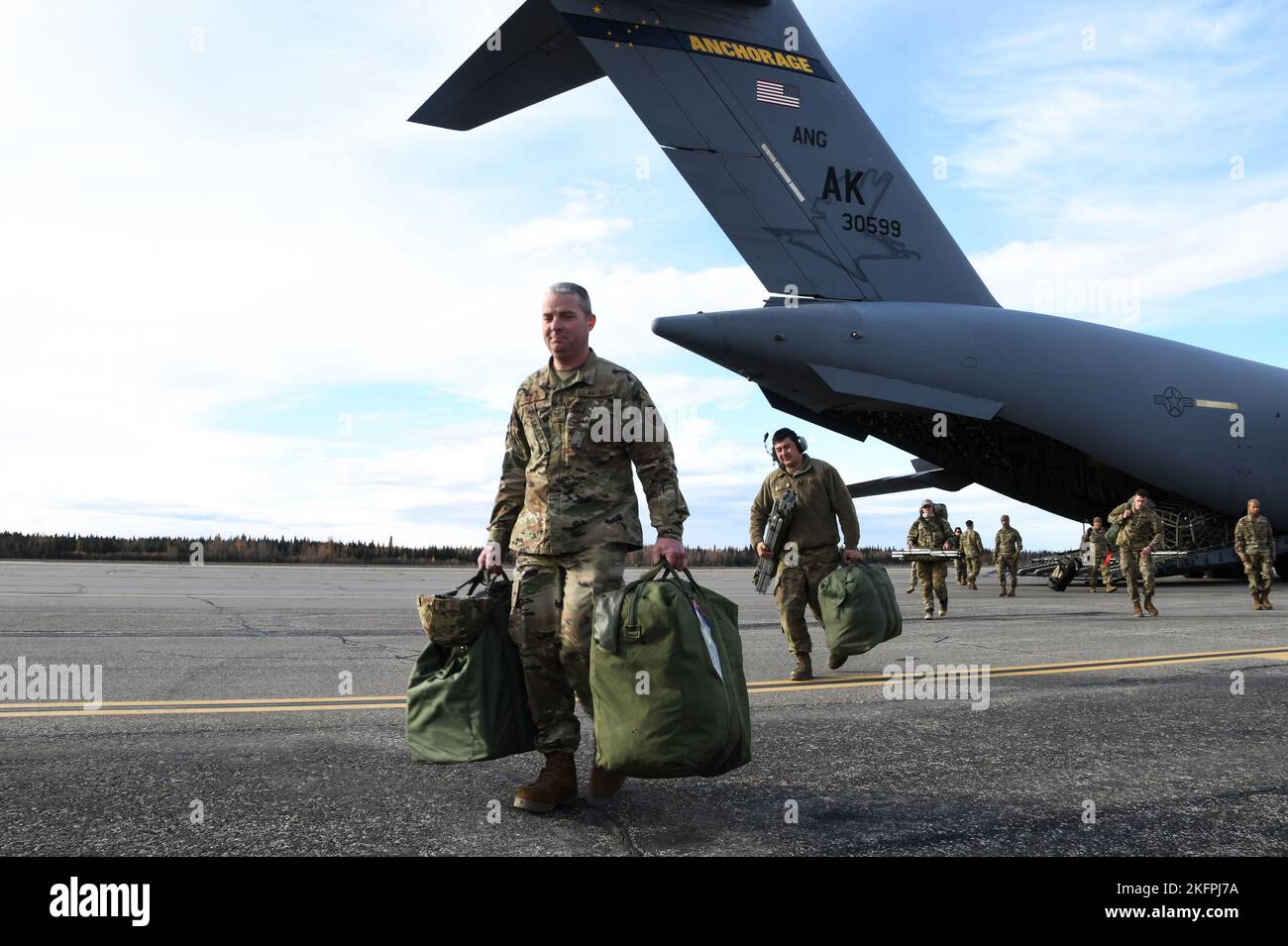 Alaska Air and Army National Guardsmen return to Fairbanks, Alaska ...