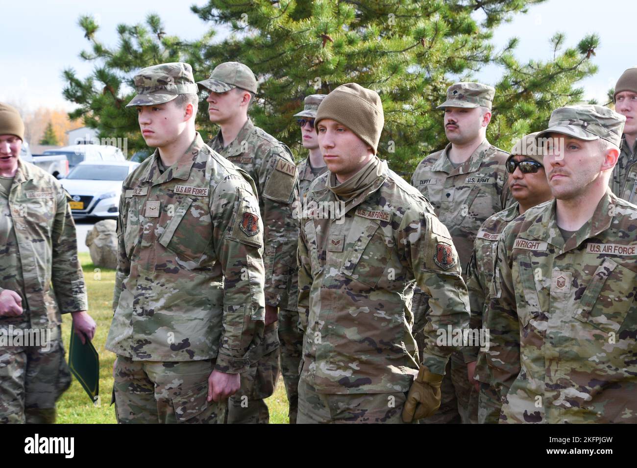 Alaska Air and Army National Guardsmen return to Fairbanks, Alaska ...
