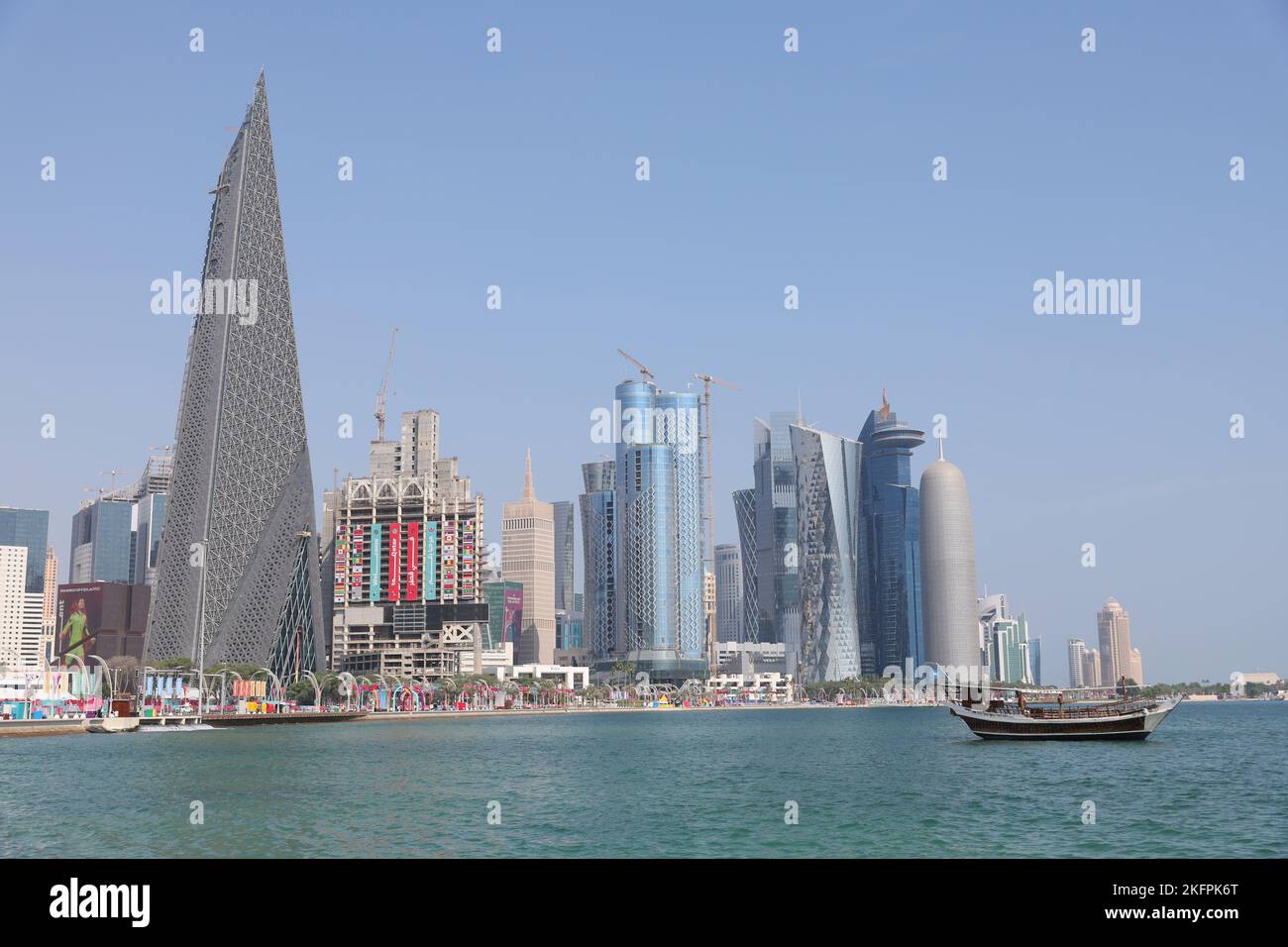 Doha, Qatar. 19th Nov, 2022. General view Football/Soccer : FIFA World ...