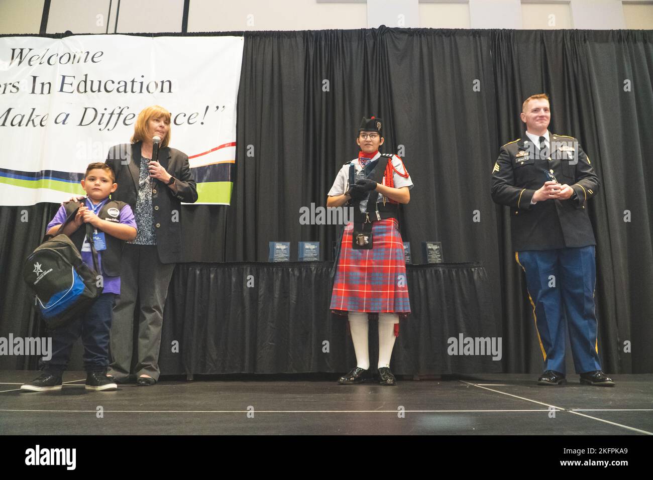 Simone Hendricks, Fort Bliss School Liaison Office, recognizes Jonathan ...