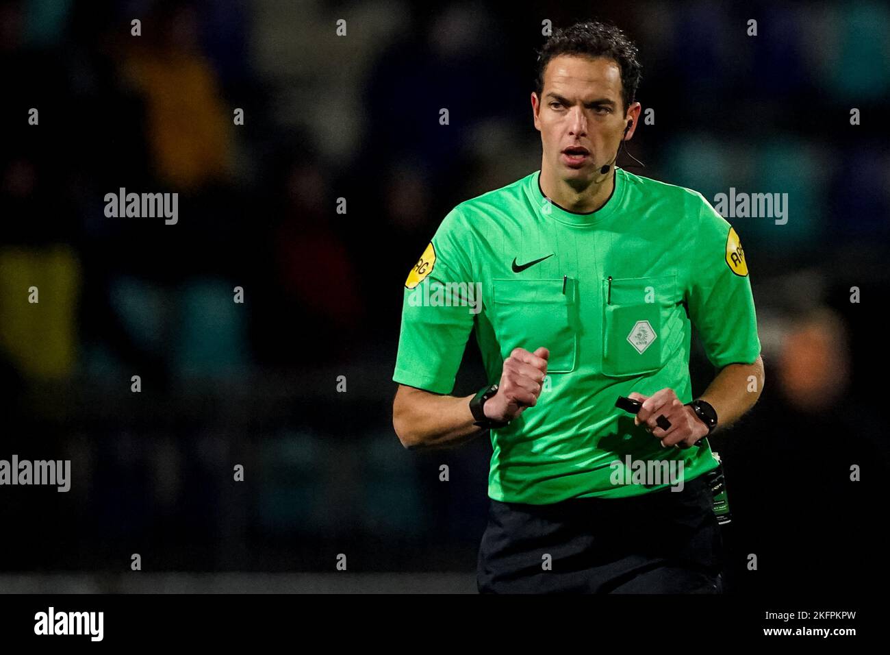 DEN BOSCH, NETHERLANDS - NOVEMBER 19: Referee Richard Martens during ...