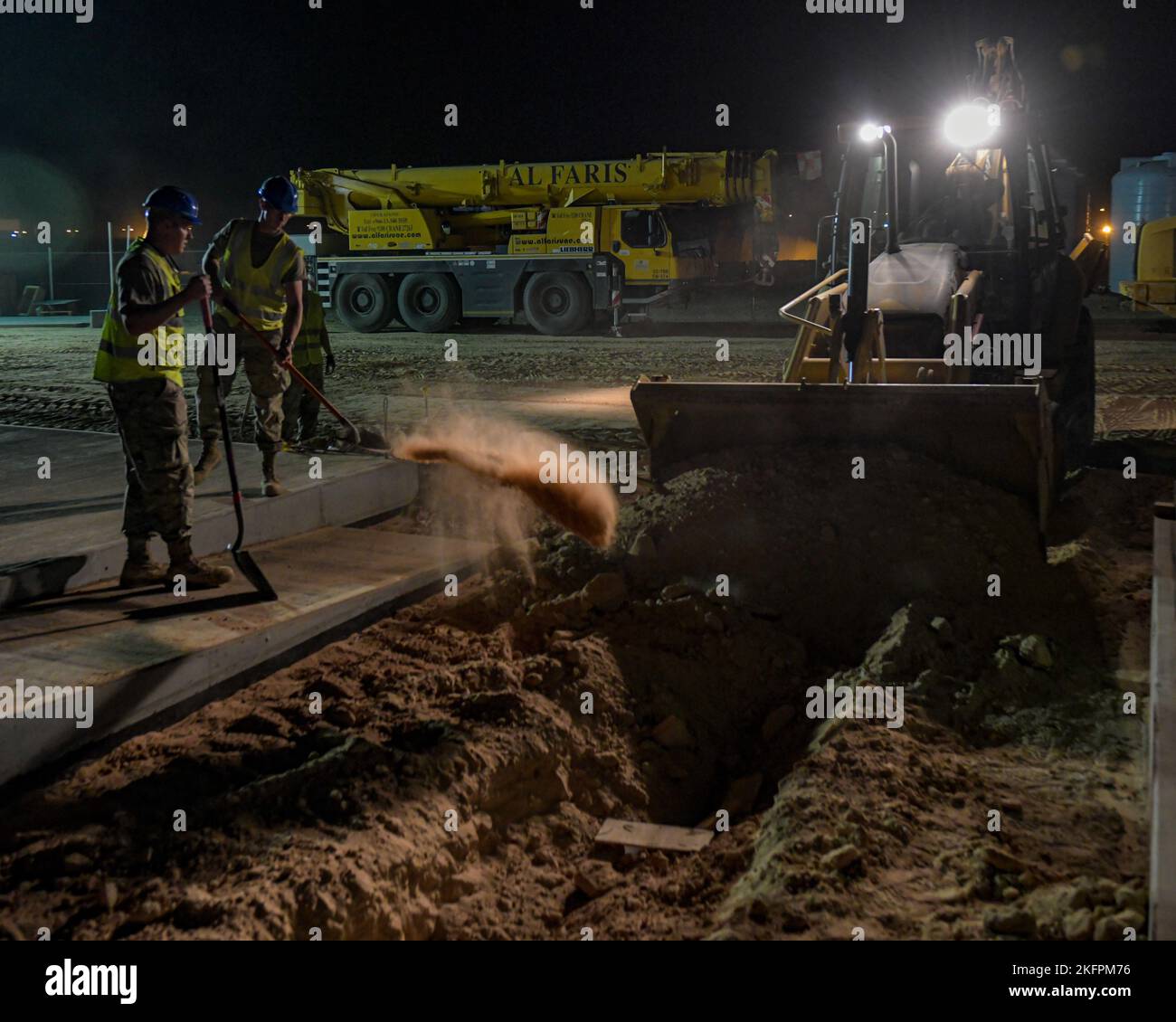 U.S. Airmen assigned to the 577th Expeditionary Prime BEEF Squadron ...
