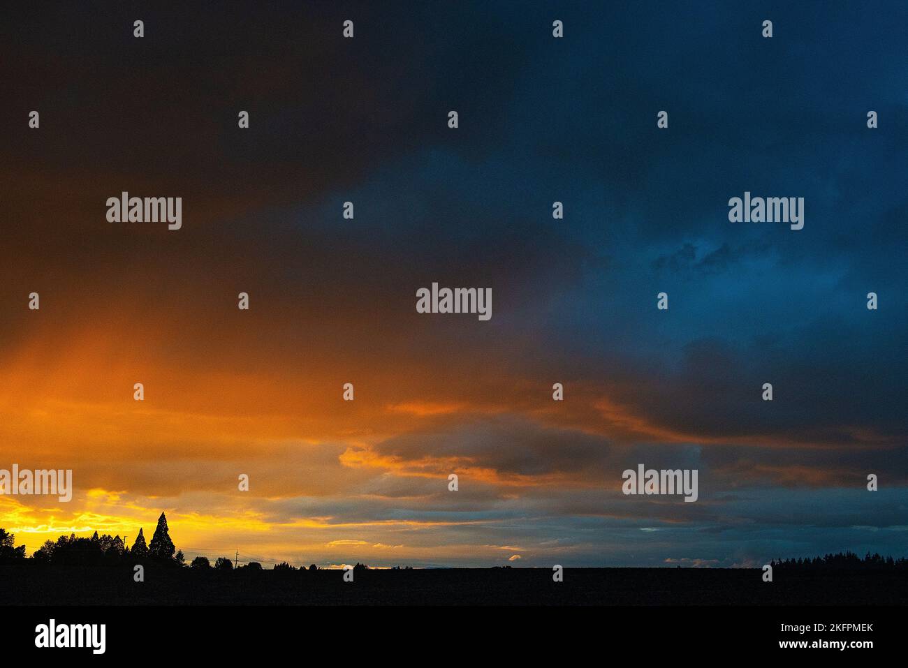 Beautiful oregon sunset hi-res stock photography and images - Alamy