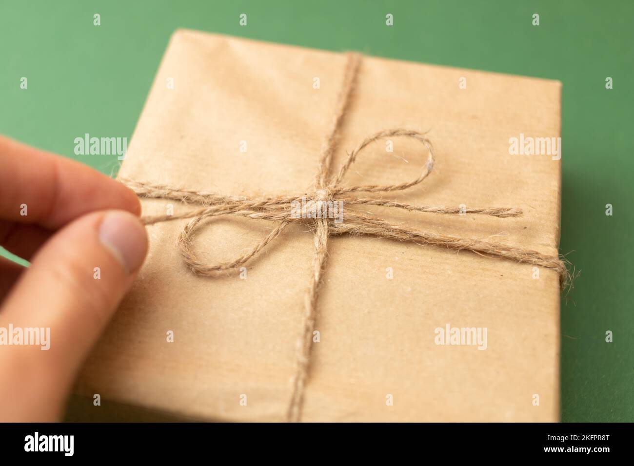 Hand knot hi-res stock photography and images - Alamy