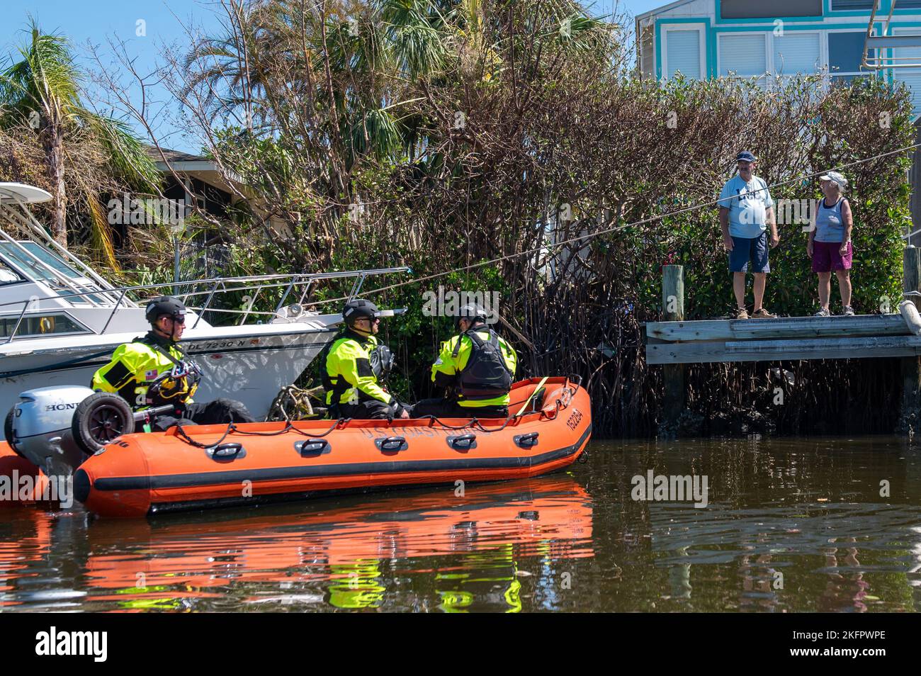 Coast guard national strike force hi-res stock photography and images ...
