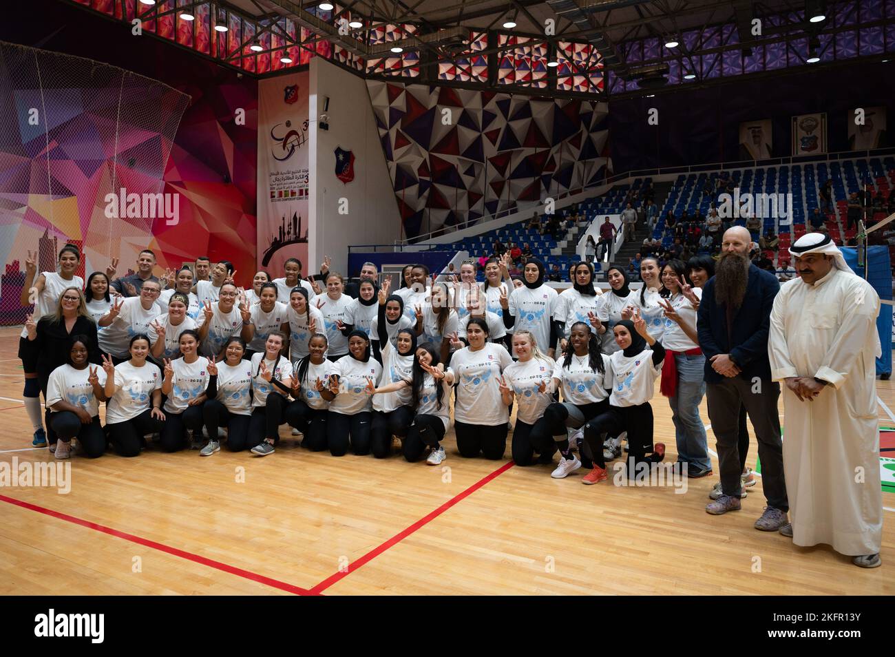 U.S. and Kuwait Senior leaders, Soldiers, Airmen and Kuwait volleyball ...