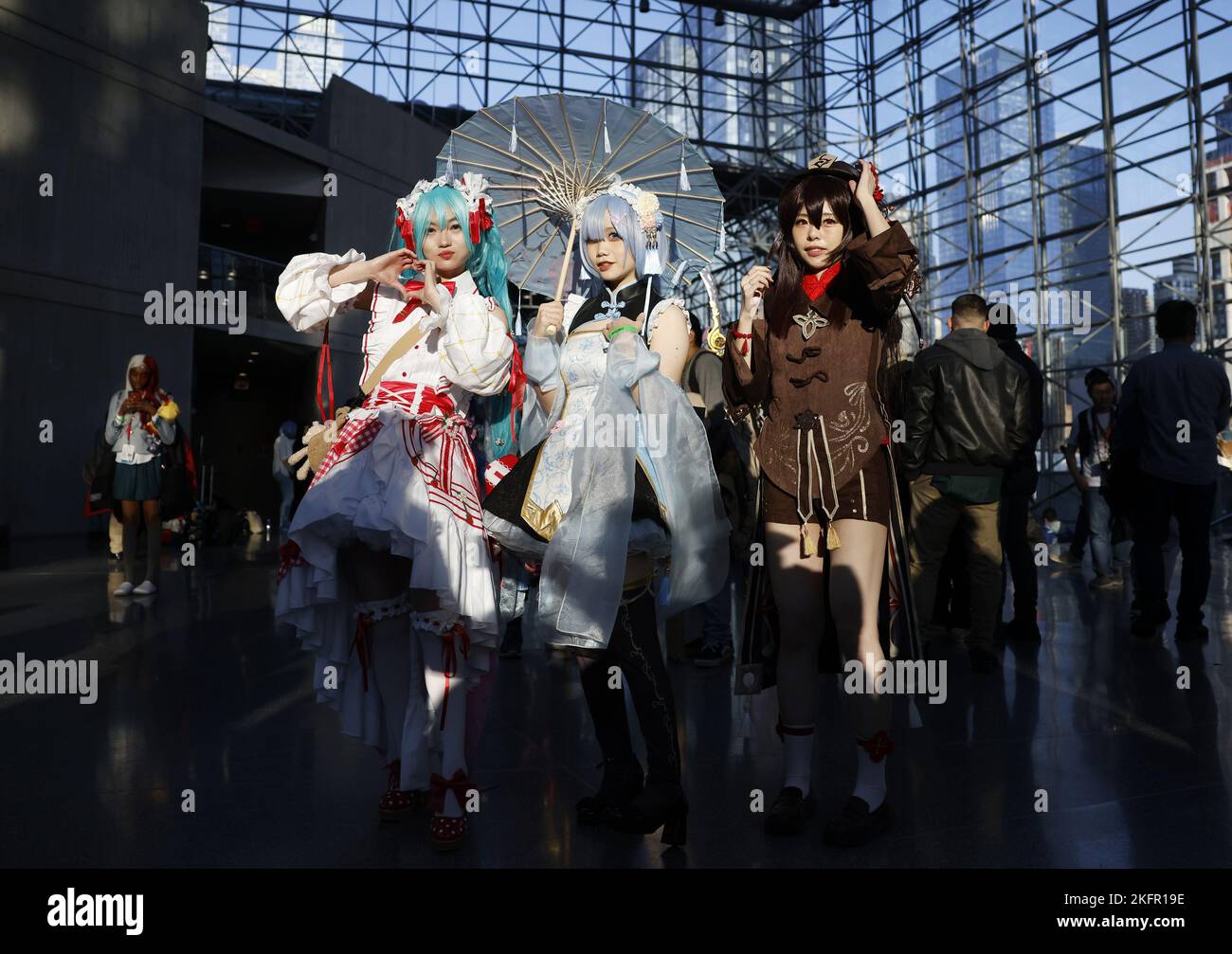 New York, United States. 19th Nov, 2022. Cosplayers in costume attend ...