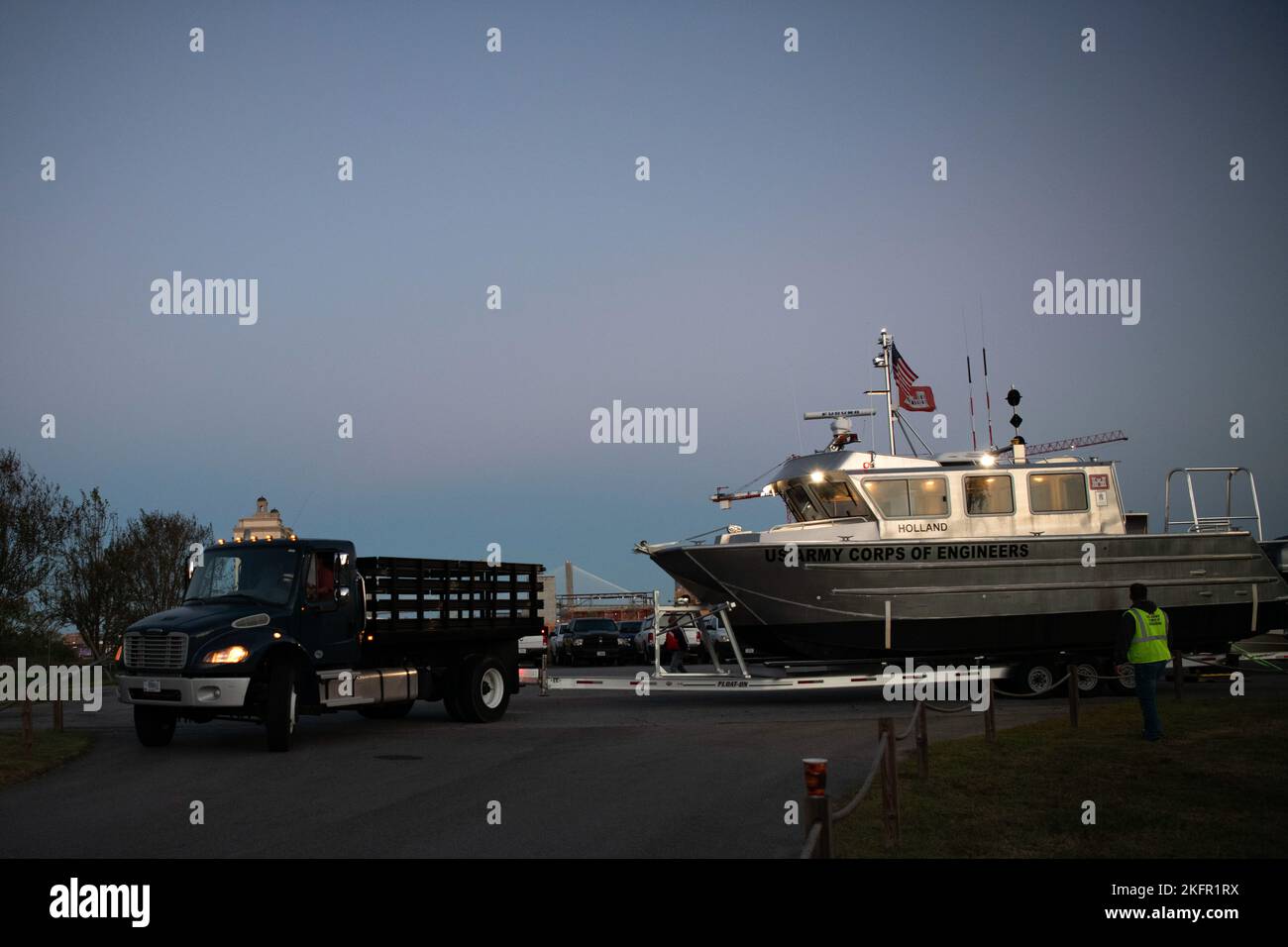 SAVANNAH, Ga. – Operations personnel from the U.S. Army Corps of ...