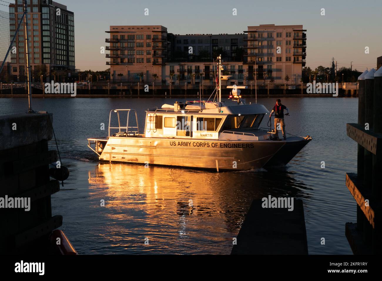SAVANNAH, Ga. – Operations personnel from the U.S. Army Corps of ...