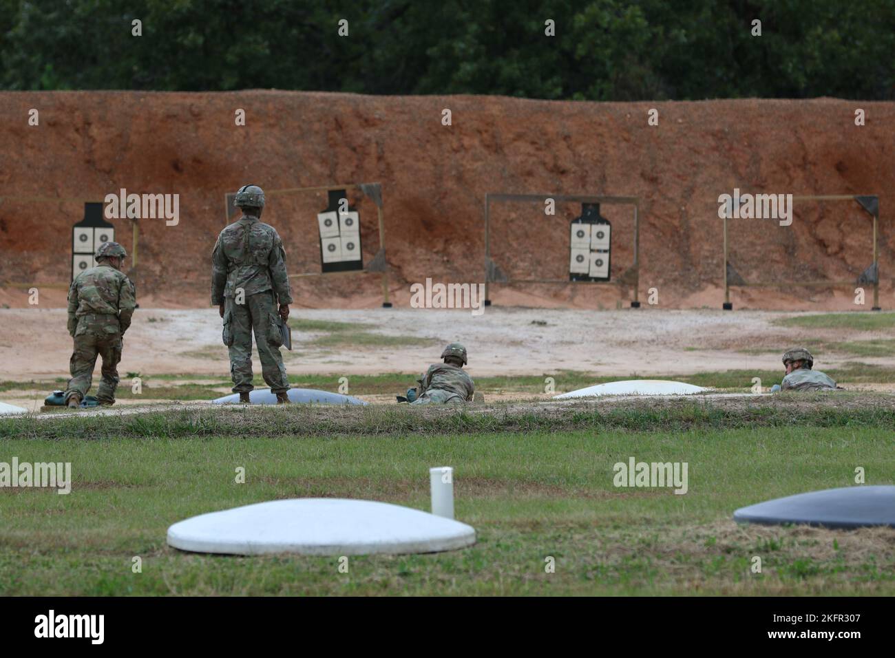 Soldiers of Squad 2, U.S. Army Training and Doctrine Command ...