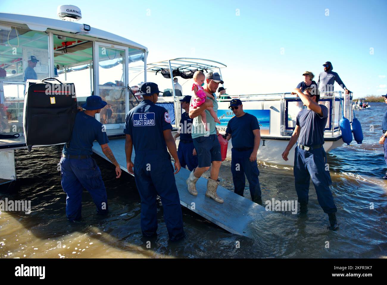 Coast Guard personnel from the Gulf, Atlantic, and Pacific Strike teams ...