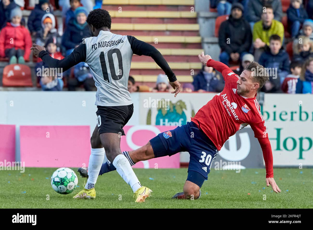 Mbila josue fc augsburg hi-res stock photography and images - Alamy