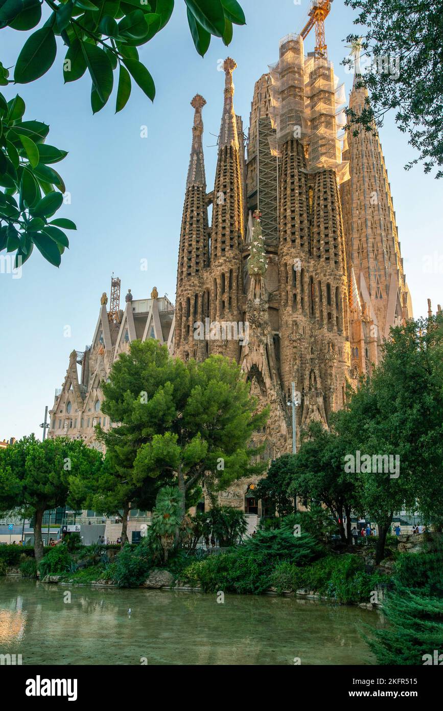 Sagrada Familia - Church (1882) in Barcelona - famous architecture of ...