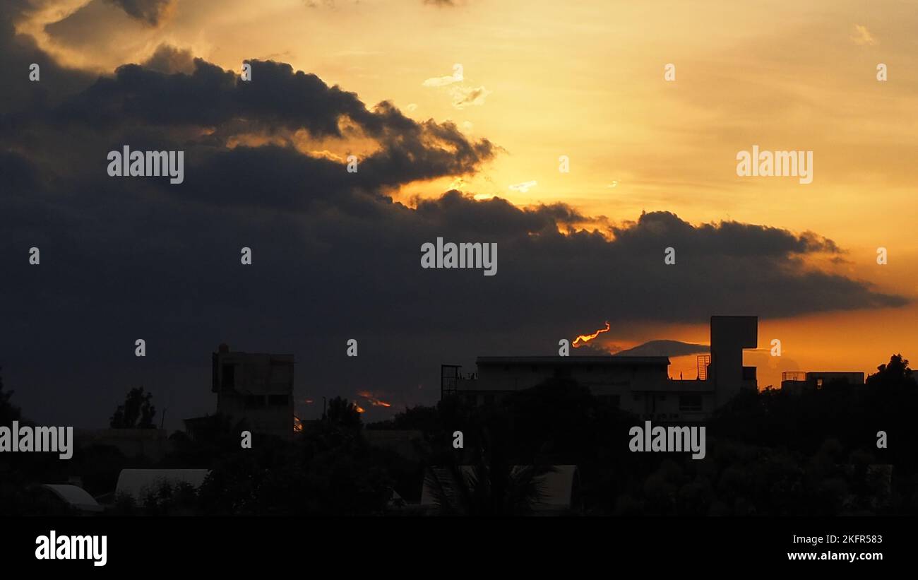 Silver_lining hi-res stock photography and images - Alamy